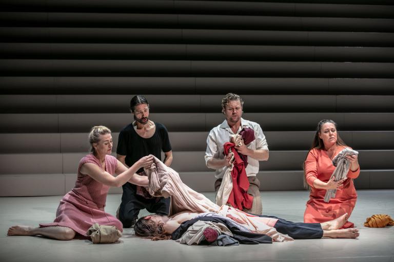 Mozarts Requiem | Skånes Dansteater